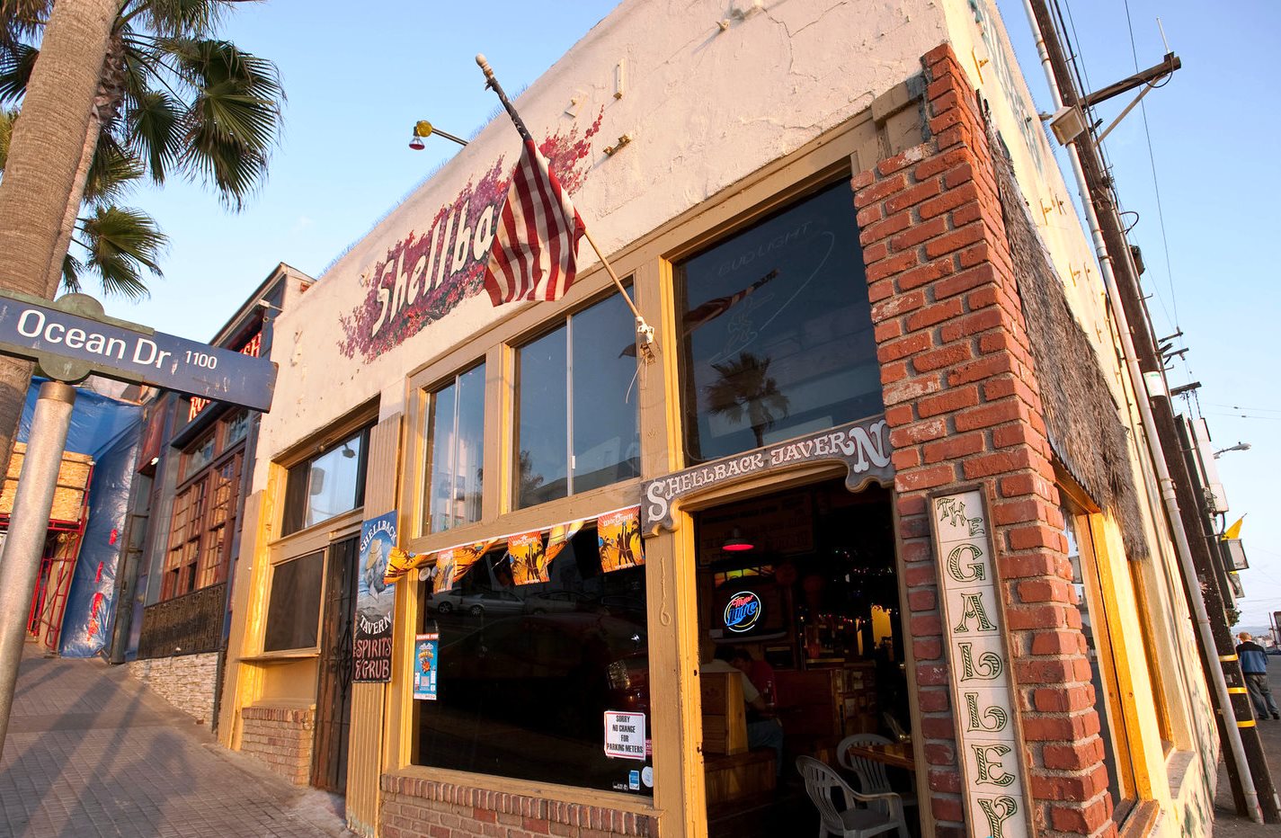 Hidden Gems: Uncovering the Best Beach Bars in America | Best Men's ...